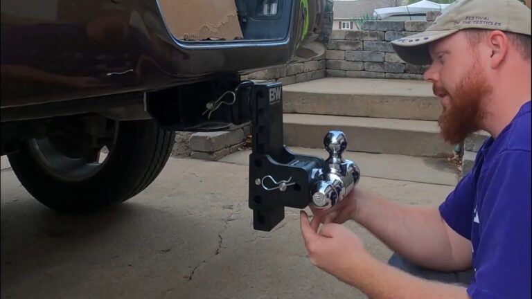 Trailer Hitches: The Many Different Types - Base Outdoor